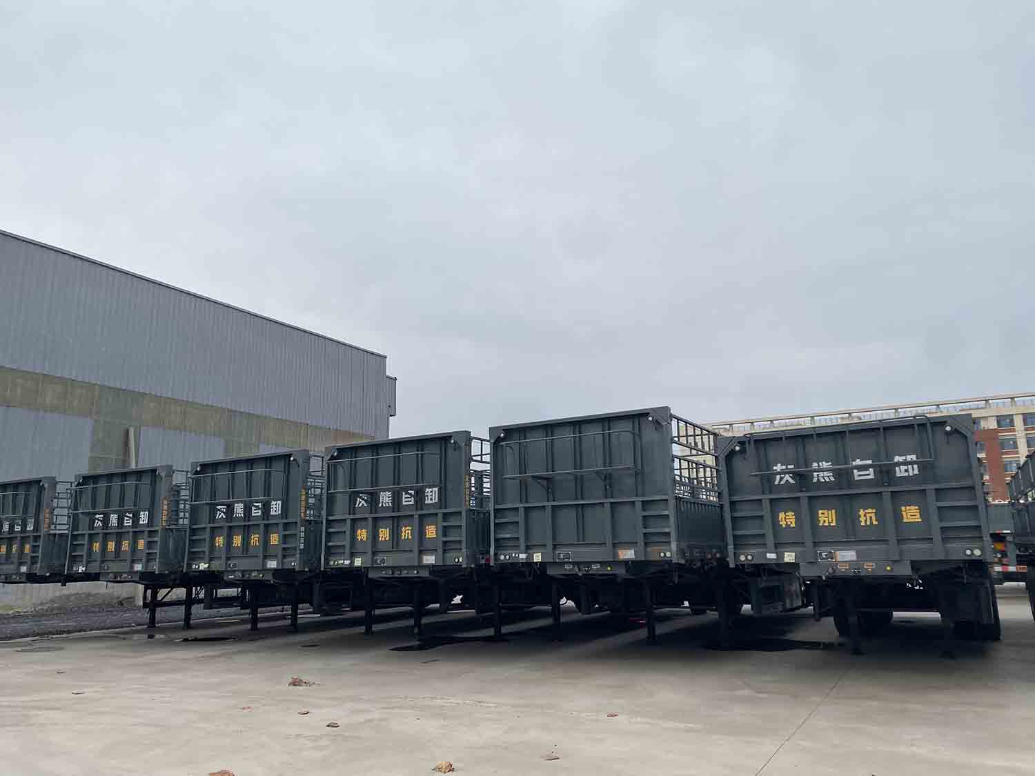 The height requirement of the fence semi trailer - Shandong Haoyue ...